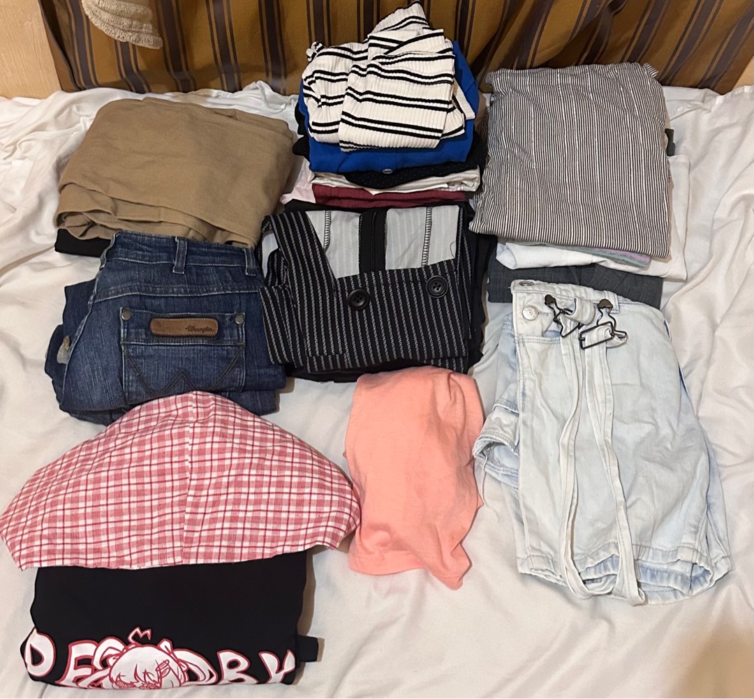 20 PCS ASSORTED CLOTHING |READ DESCRIPTION, Women's Fashion, Tops ...