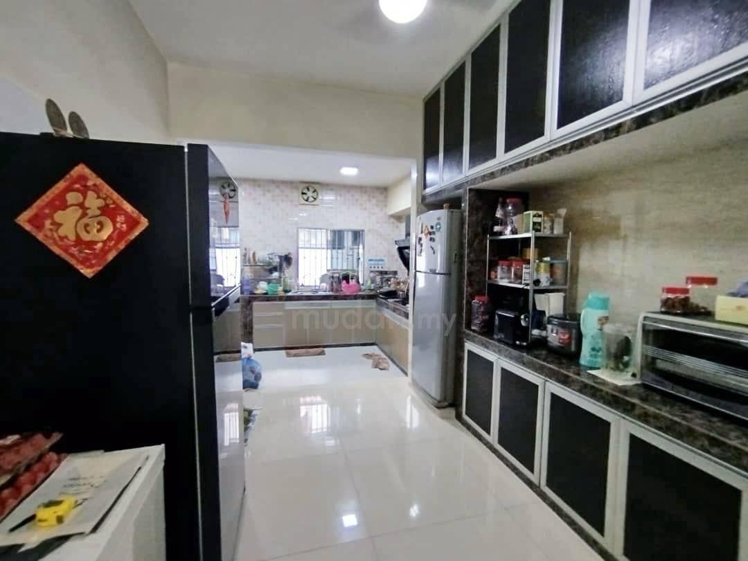2 Storey/ Taman Perling/ Jln Sutera Kuning/ Renovate/Near Bukit Indah ...