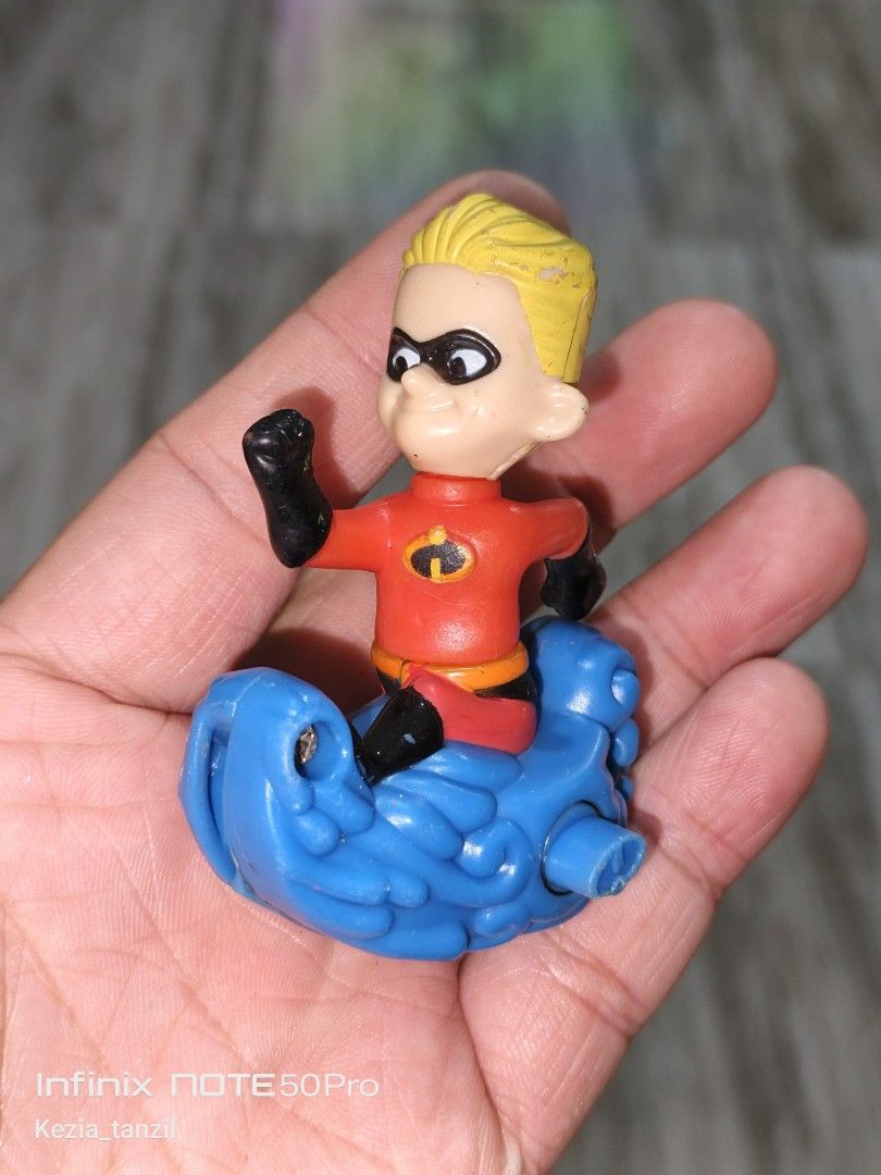 ACTION FIGURE FIGUR INCREDIBLES ORIGINAL BRAND ASLI DASH MCDONALDS MCDONALD HAPPY MEAL HAPPYMEAL ...