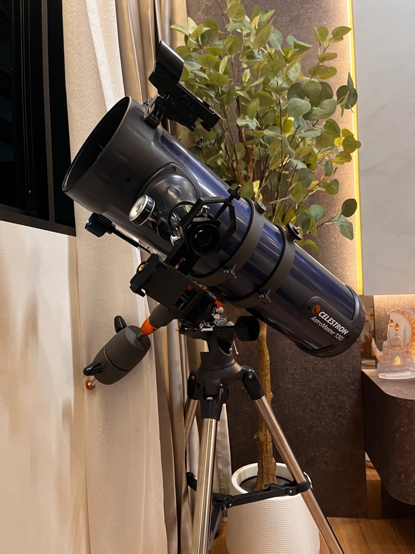 Celestron AstroMaster 130 Telescope, Sports Equipment, Other Sports ...