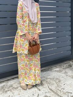 Kebaya labuh kebarung For Sale | Carousell Malaysia