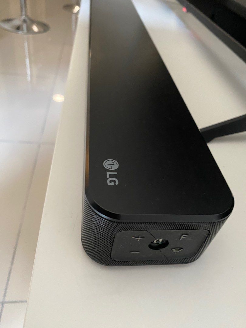 LG Soundbar & Woofer, Audio, Soundbars, Speakers & Amplifiers on Carousell