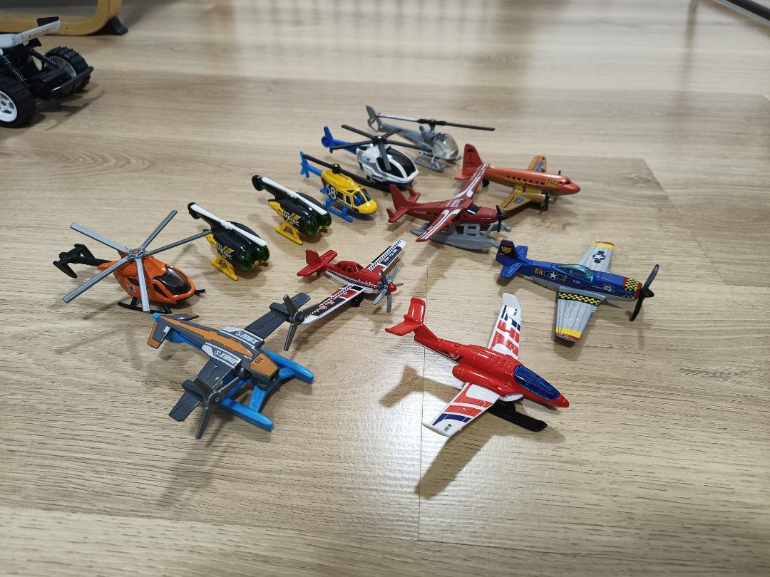 Matchbox Hotwheels aircraft, Hobbies & Toys, Toys & Games on Carousell