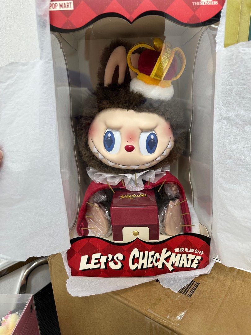 POPMART THE MONSTER LETS CHECKMATE KING LABUBU, Hobbies & Toys, Toys ...
