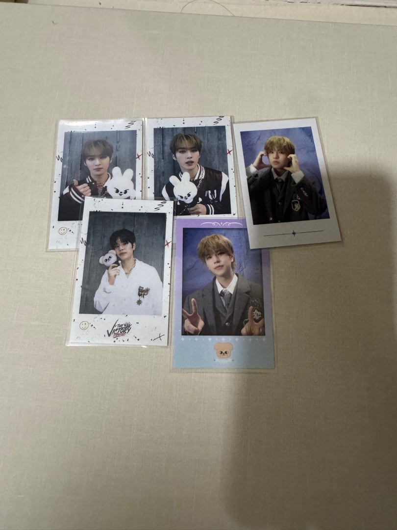 Stray Kids the victory Polaroids, Hobbies & Toys, Memorabilia ...