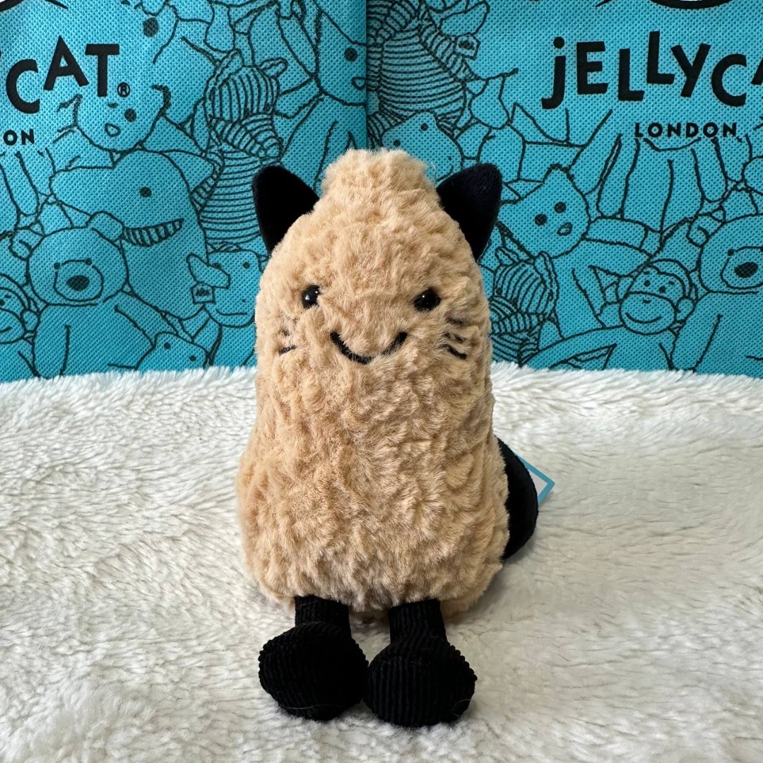 [英國代購](萬聖節系列) Jellycat Peanut Cat Outfit 花生貓, 兒童＆孕婦用品, 嬰兒玩具 - Carousell