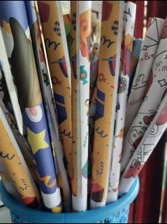 Kertas kado Dijual | Beli 500+ Kertas kado online | Carousell Indonesia