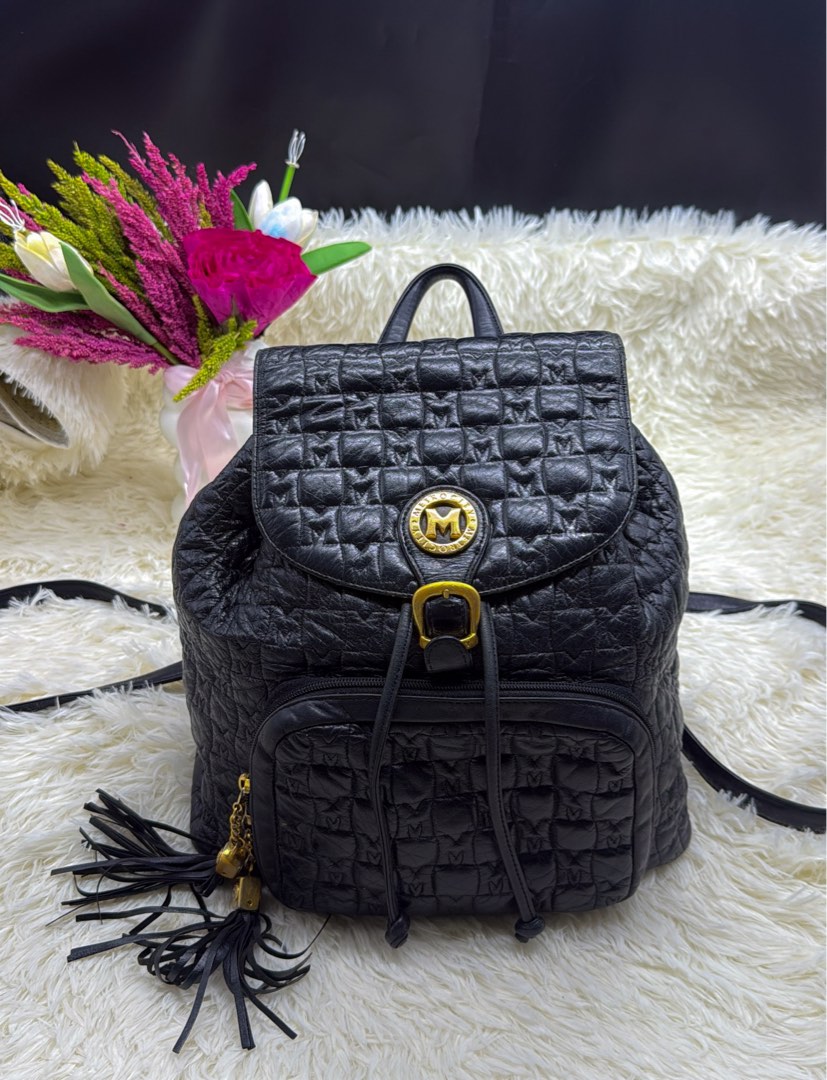 Metro city bucket backpack string, Women's Fashion, Bags & Wallets ...