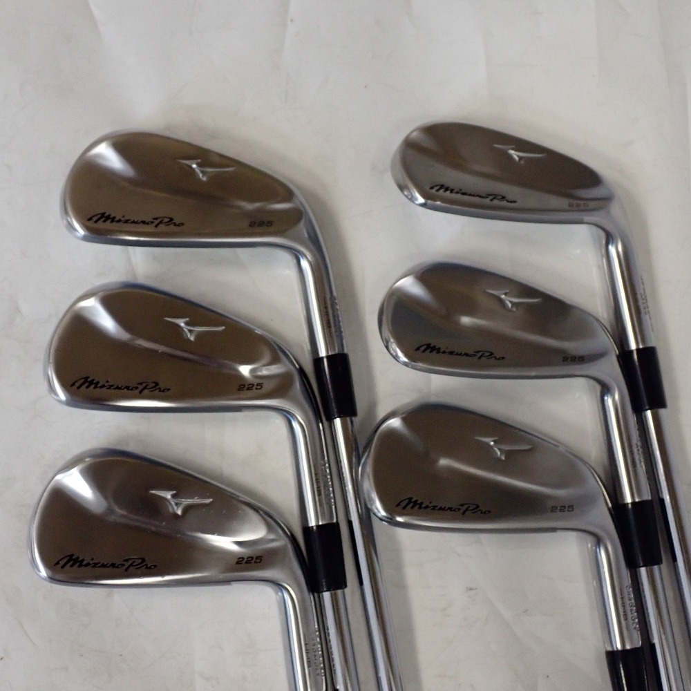 Mizuno Pro Golf Club Iron Set (225, 5-9I/P, 6 Clubs), Sports Equipment ...