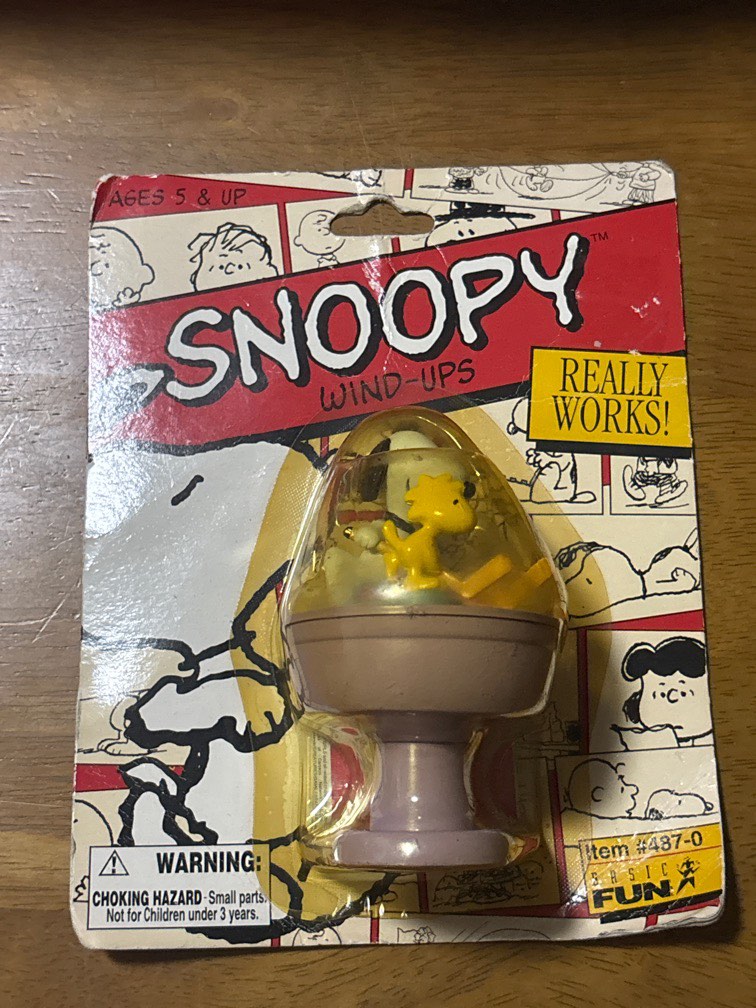 Snoopy Winds Up Snoopy and Woodstock Ice Hockey, Hobbies & Toys, Toys ...