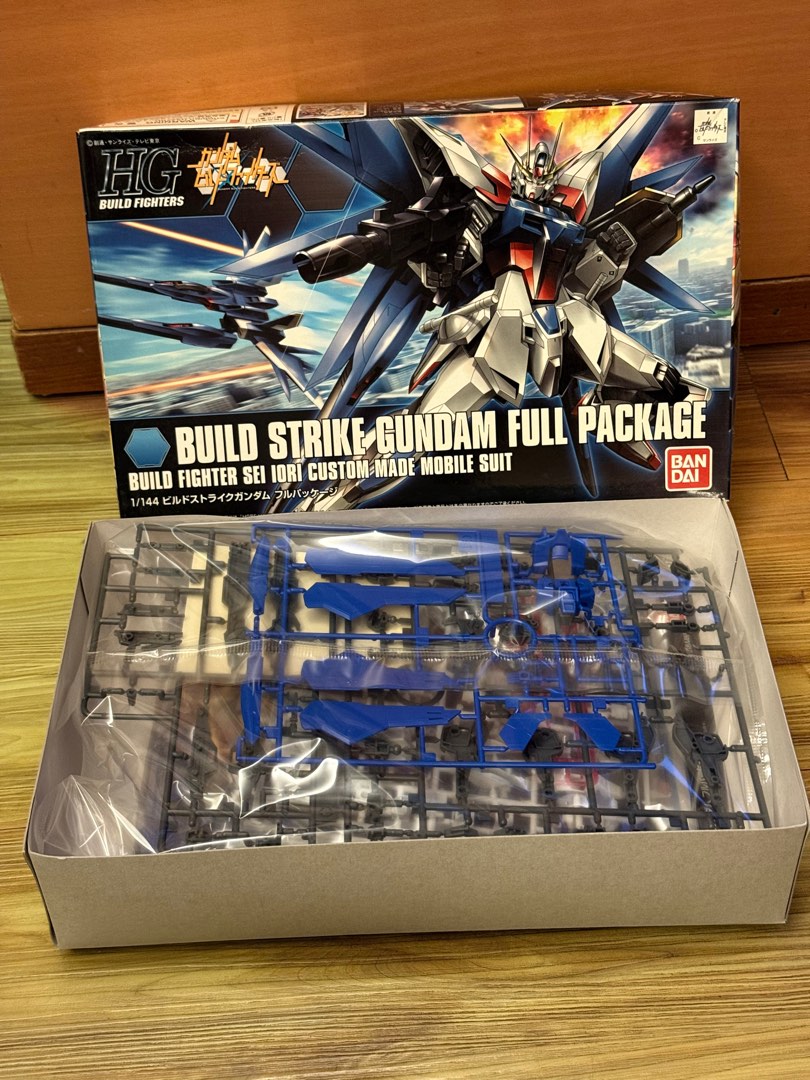 Bandai HG Build Strike Gundam Full Package 1/144 突擊高達, 興趣及遊戲, 玩具 & 遊戲類 ...
