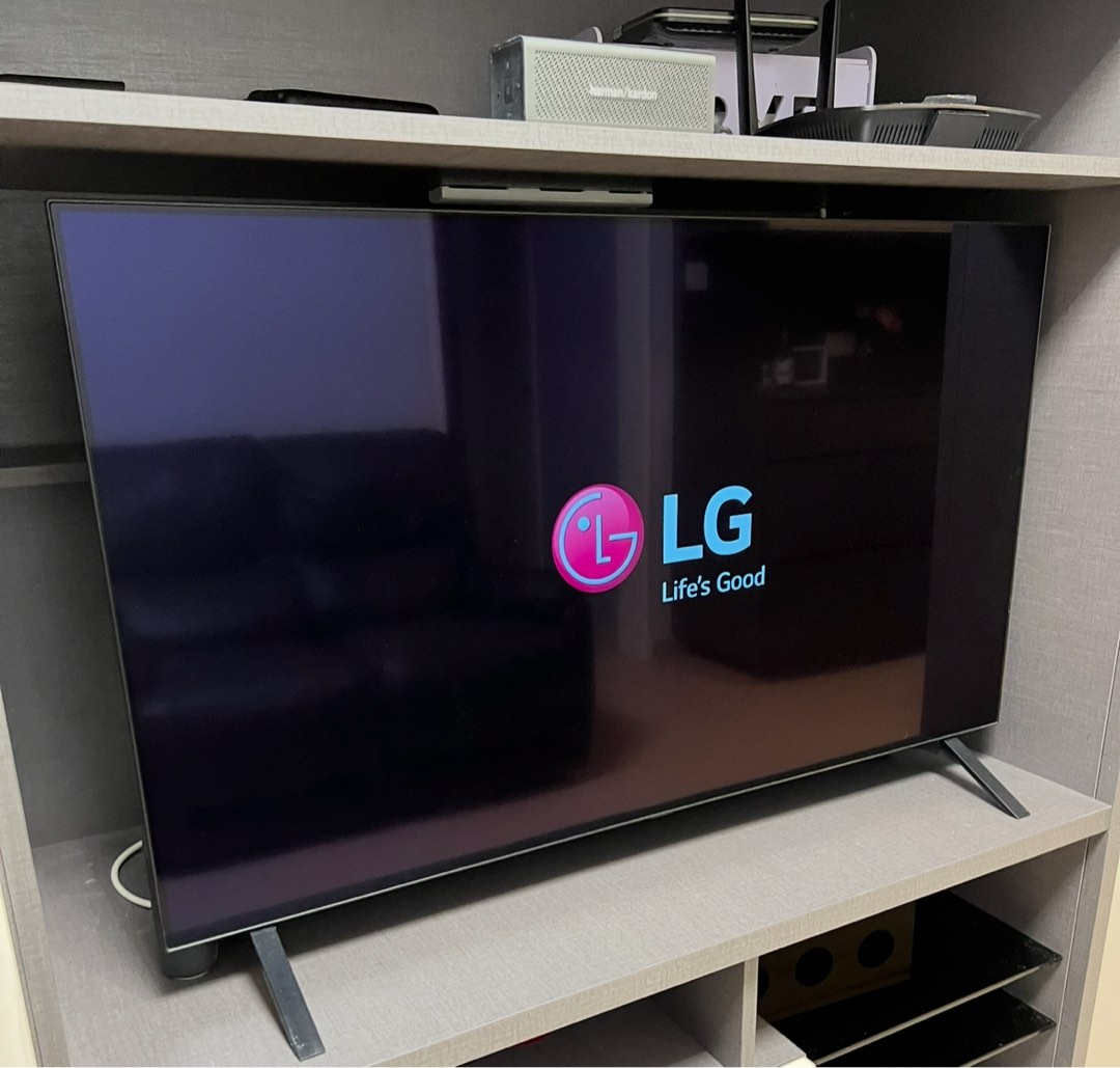 LG 48 inch OLED w/ wall mount , 家庭電器, 電視 & 其他娛樂, 電視 - Carousell