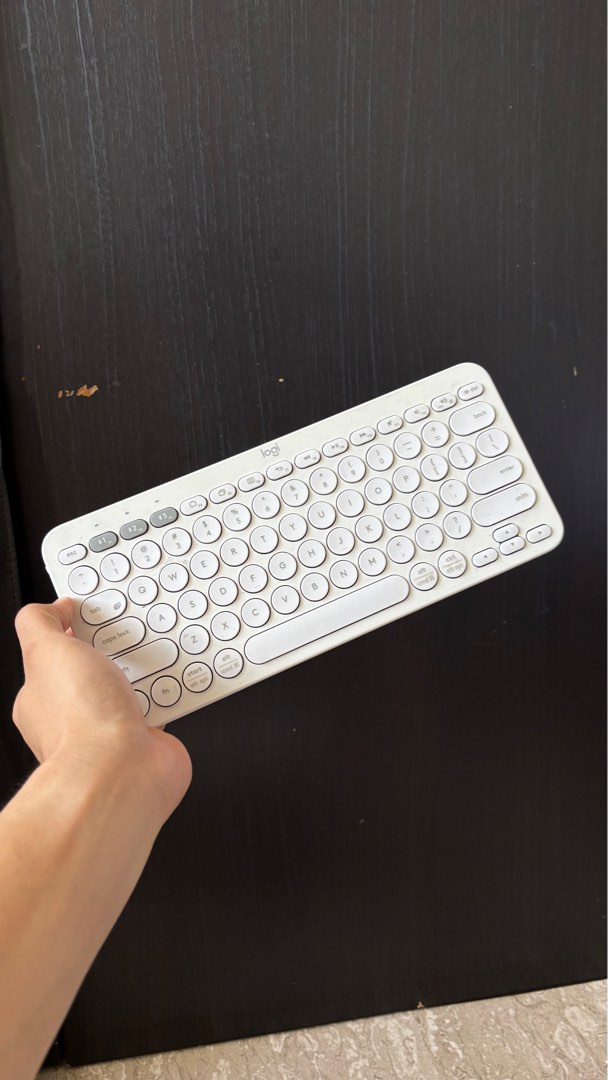 Logitech Wireless Pebble Keyboard, Computers & Tech, Parts ...