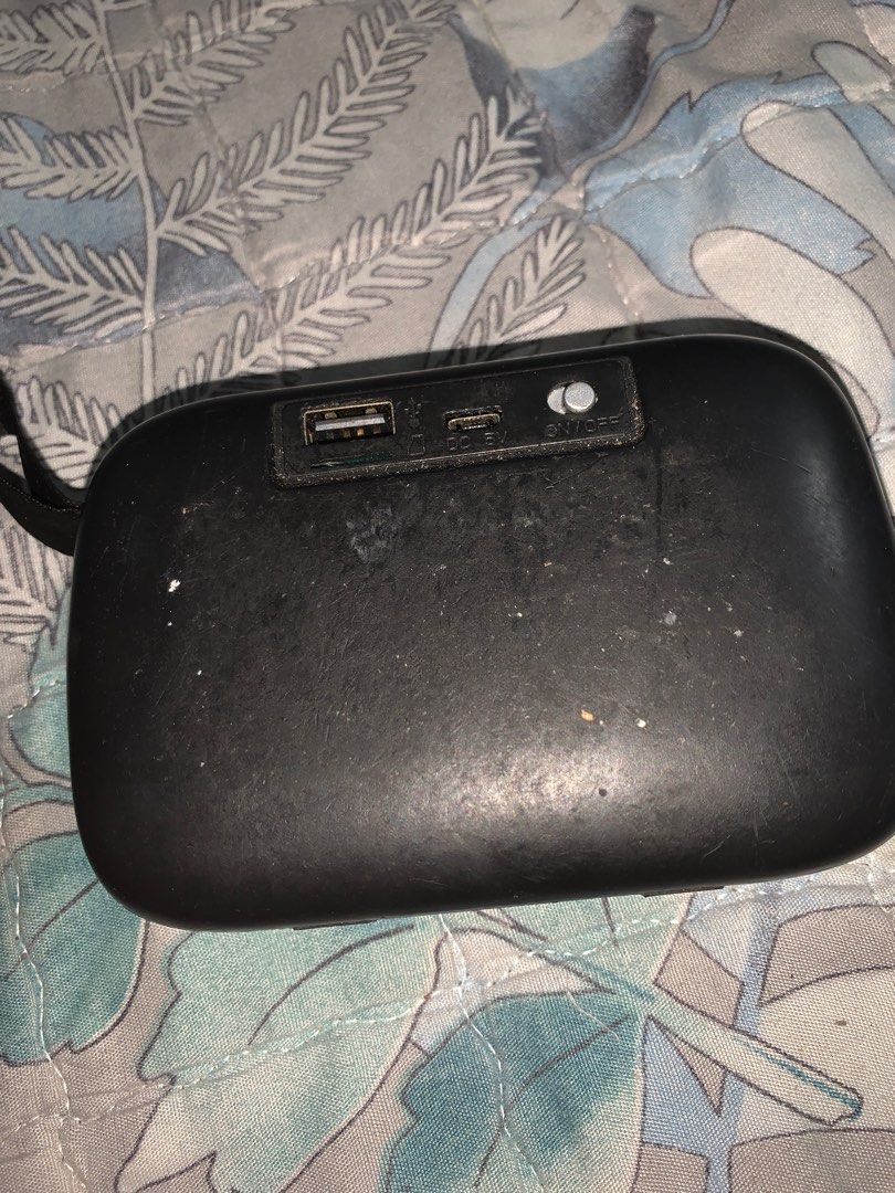 Portable Bluetooth Speaker (Daiso speaker), Audio, Soundbars, Speakers & Amplifiers on Carousell