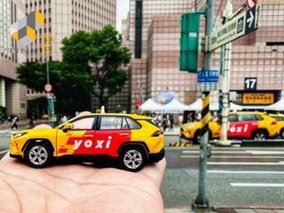 「現時點236舖 A42 / E2 格」Tiny 1/64 Taiwan Toyota Rav4 Yoxi Taxi TW70 台灣 計程車 的士 小黃 豐田 微影, 興趣及遊戲, 玩具 ...