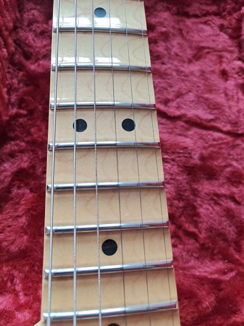 Fender Japan Yngwie Malmsteen Stratocaster with Stainless Steel Fretwires, Hobbies & Toys ...