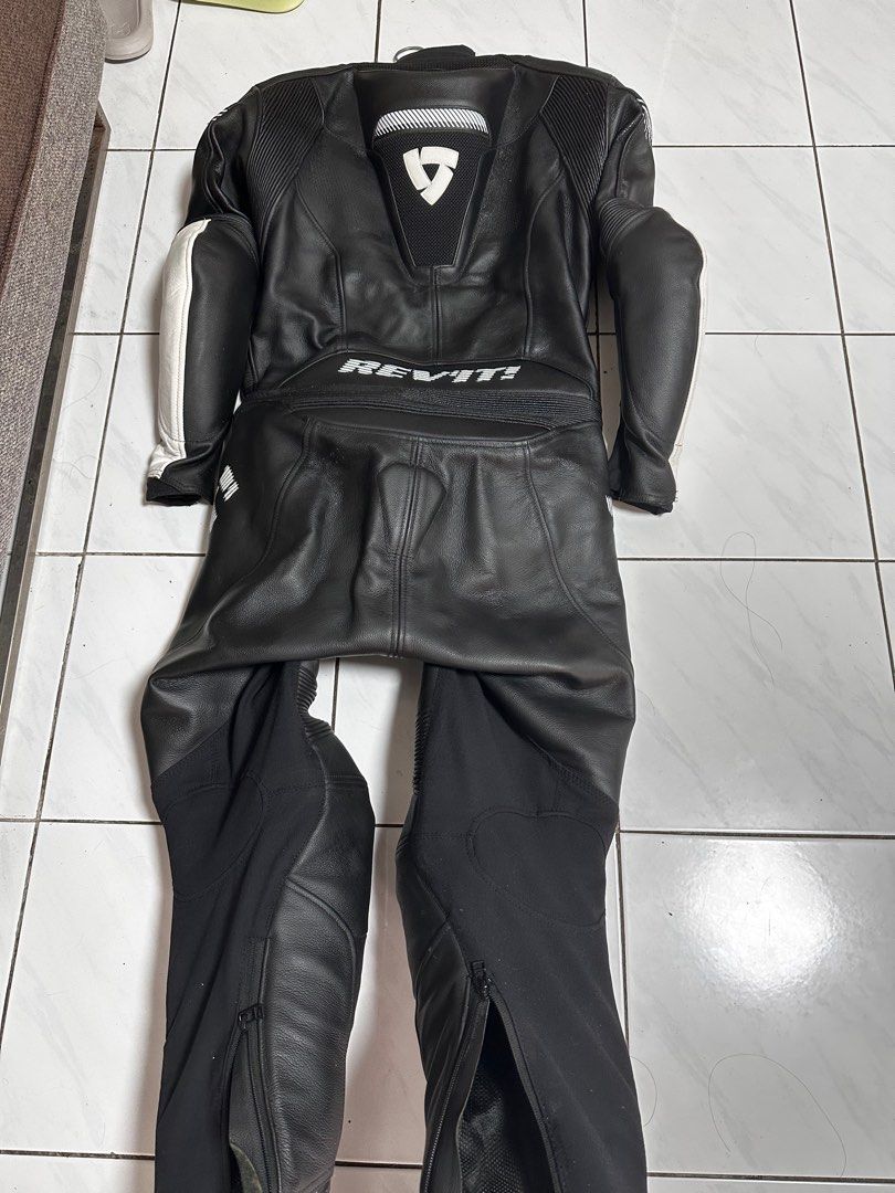 Full Suit Revit One Piece Argon (Size50), Men's Fashion, Coats, Jackets ...