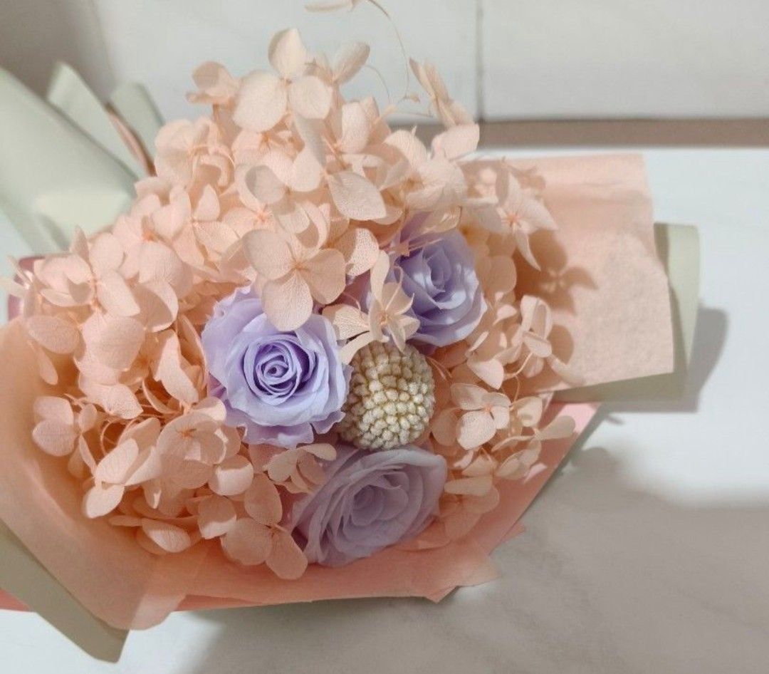 Pastel Purple - Preserved roses bouquet, Hobbies & Toys, Flowers ...