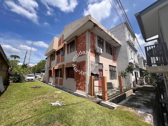 Renovated 2 storey terrace pandan indah end lot near hospital pantai ...