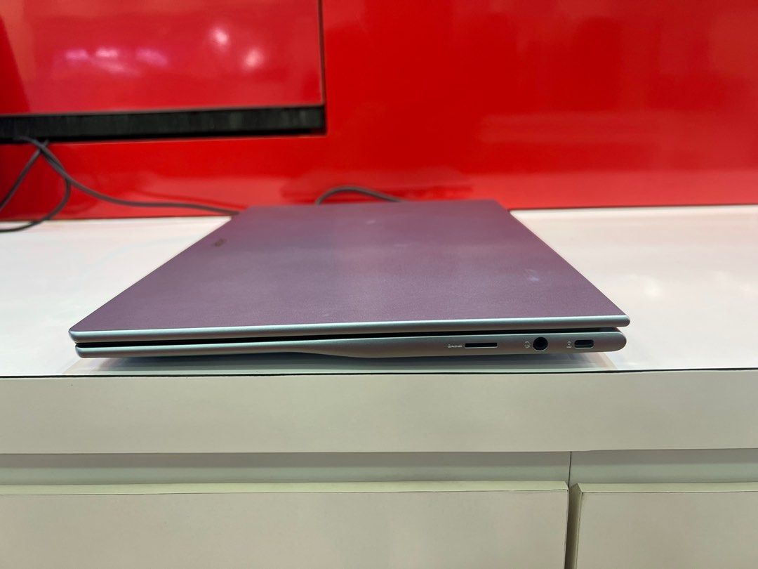 BRAND NEW Aspire Lite 14 AL14-32P-319D / 370U, Computers & Tech ...