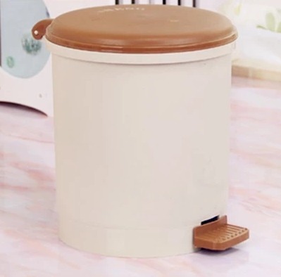Step On Dustbin 5.5L / 10.6L / 18L, Furniture & Home Living, Cleaning ...