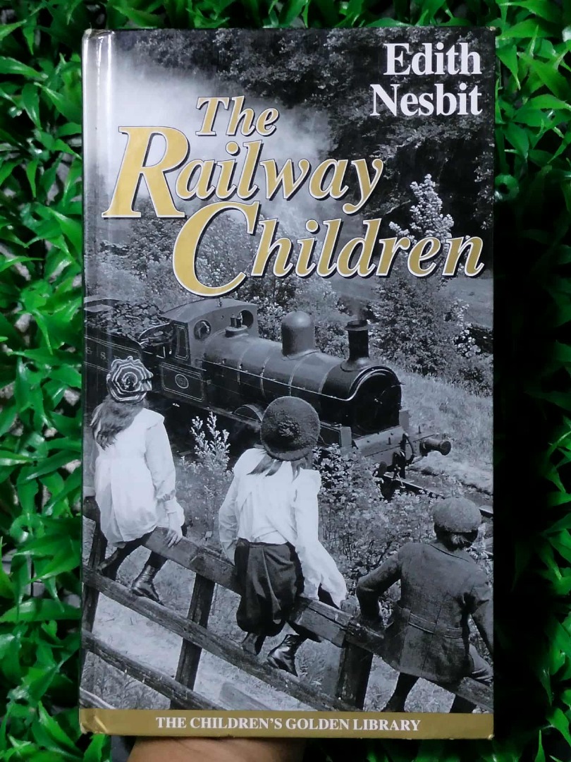 THE RAILWAY CHILDREN by EDITH NESBIT / The Children's Golden Library ...