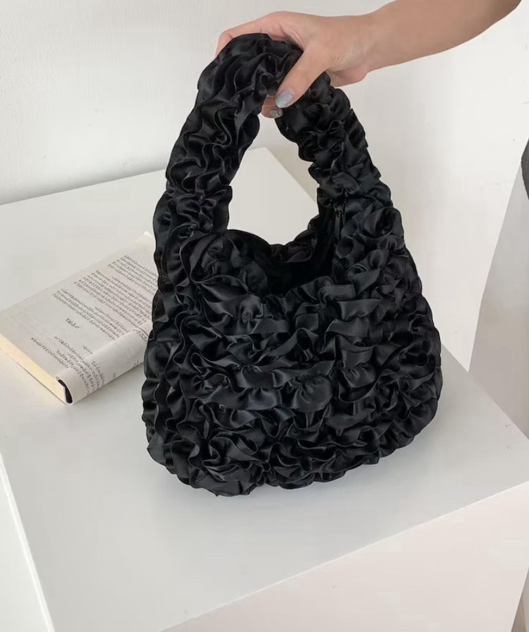 Cos Dahlia Satin ruffle bag 雲朵包, 女裝, 手袋及銀包, 單肩包 - Carousell
