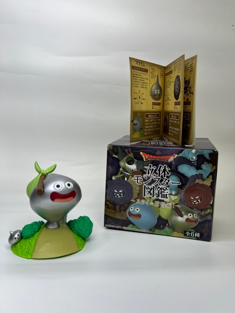 Dragon Quest: 3D Monster Picture Book Figure Box Metal Slime Figure ...
