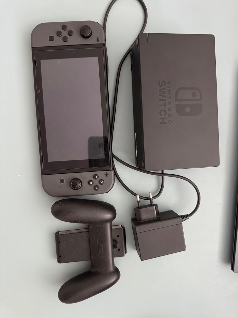 Nintendo Switch Console - Grey (1st Gen), Video Gaming, Video Game ...