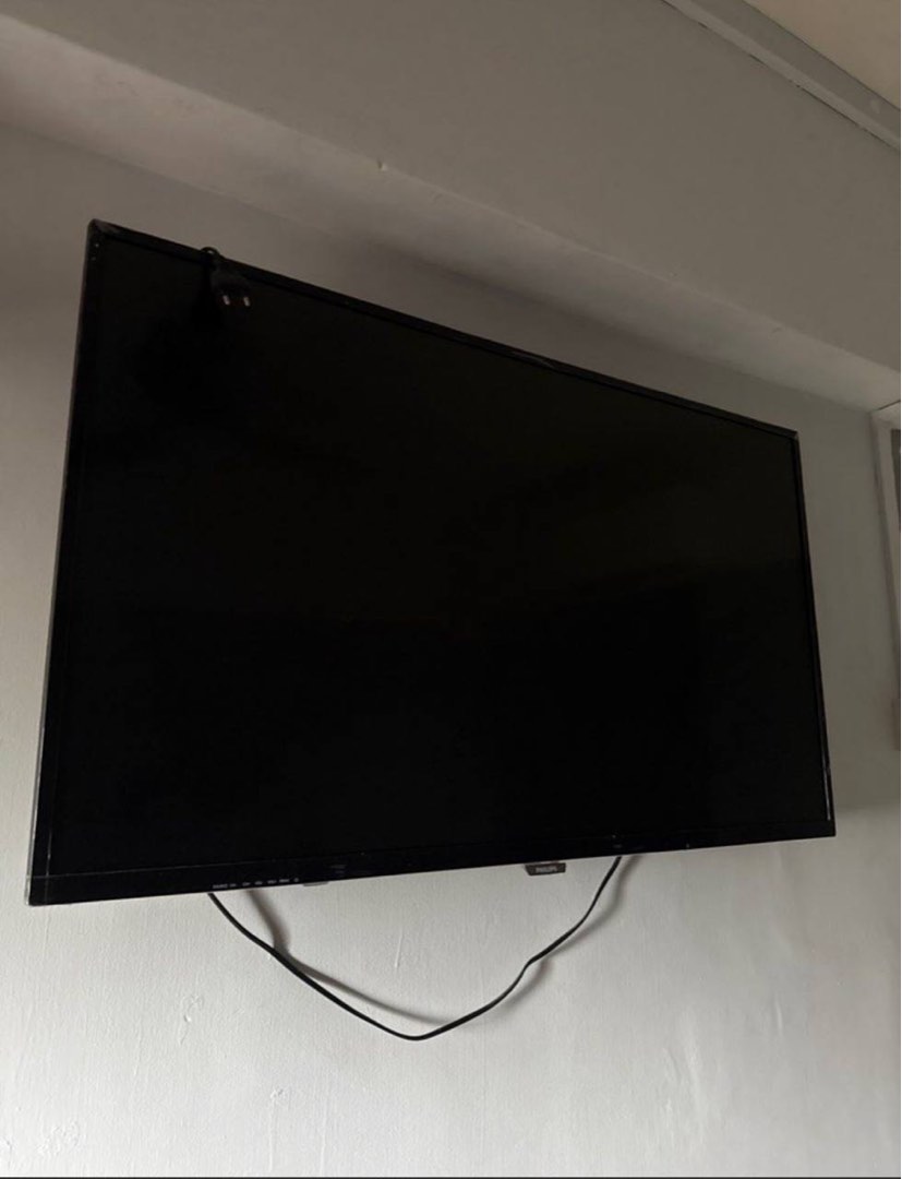 Philips TV - Wall mounted, TV & Home Appliances, TV & Entertainment, TV ...