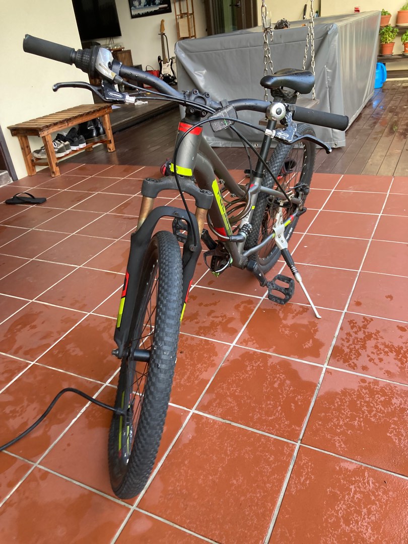 Polygon Relic Junior 24 Mountain Bike, Sports Equipment, Bicycles ...