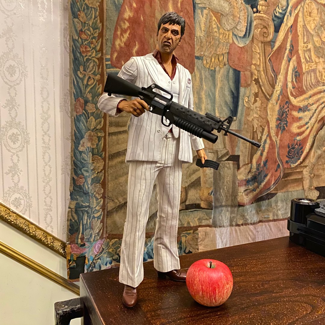 NECA Al Pacino Scarface w/White Tux 18" Neca, Hobbies & Toys, Toys ...