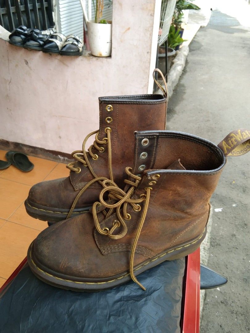 Doc Marteen Original sz 38, Fesyen Wanita, Sepatu di Carousell