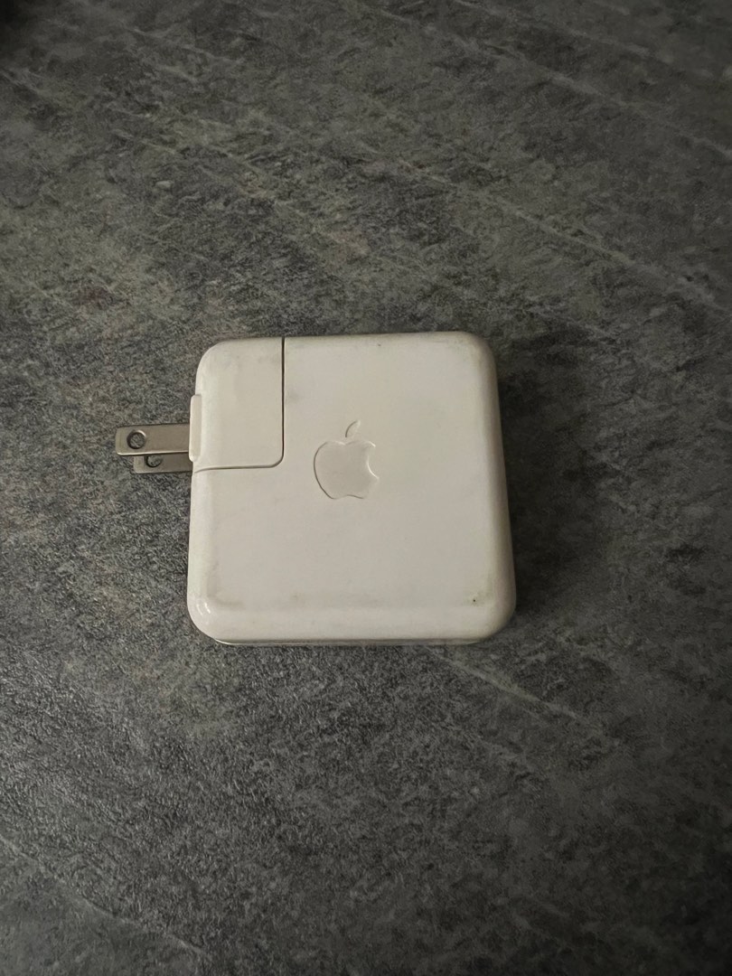 Apple iPod Power Adapter *Original*, Mobile Phones & Gadgets, Other ...