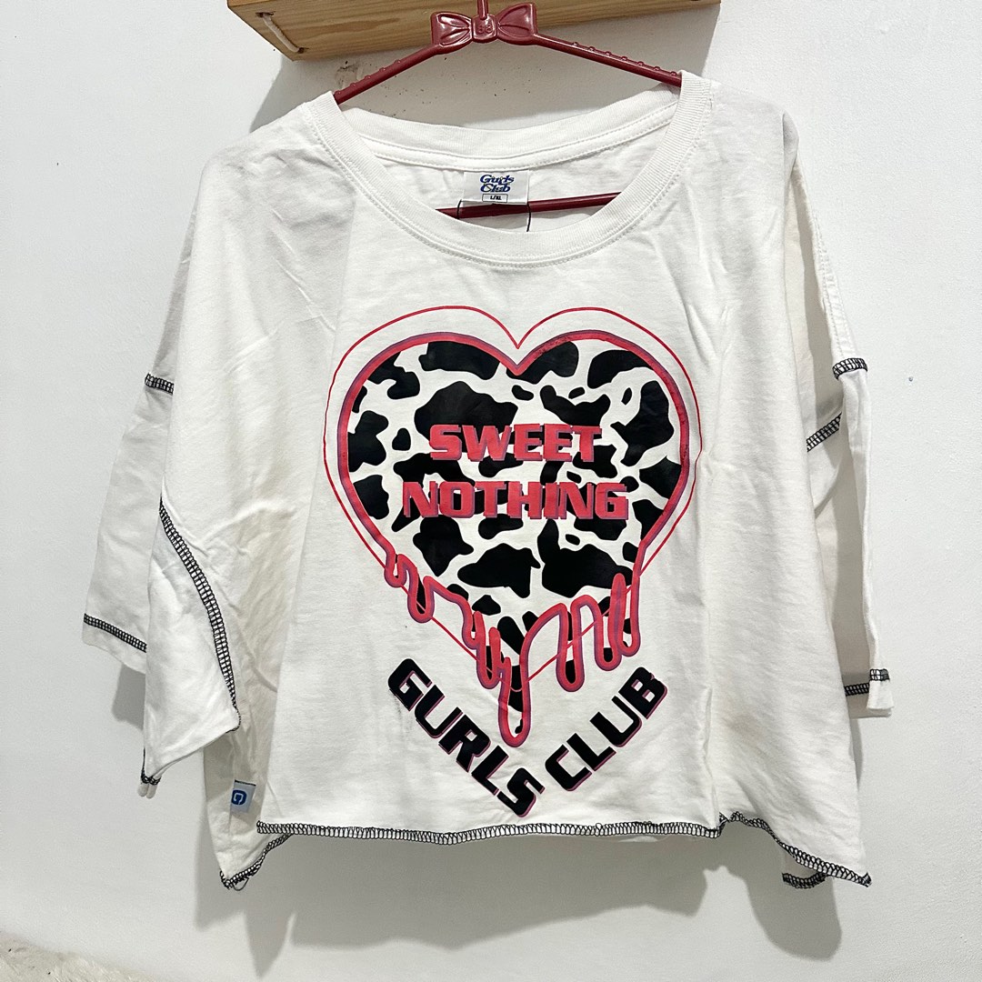 gurls club crop top nothing sweet preloved, Fesyen Wanita, Pakaian ...