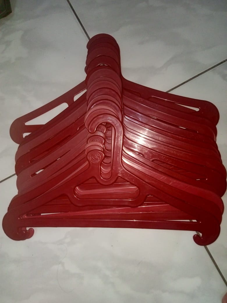 Hanger Angsa, Perabotan Rumah di Carousell