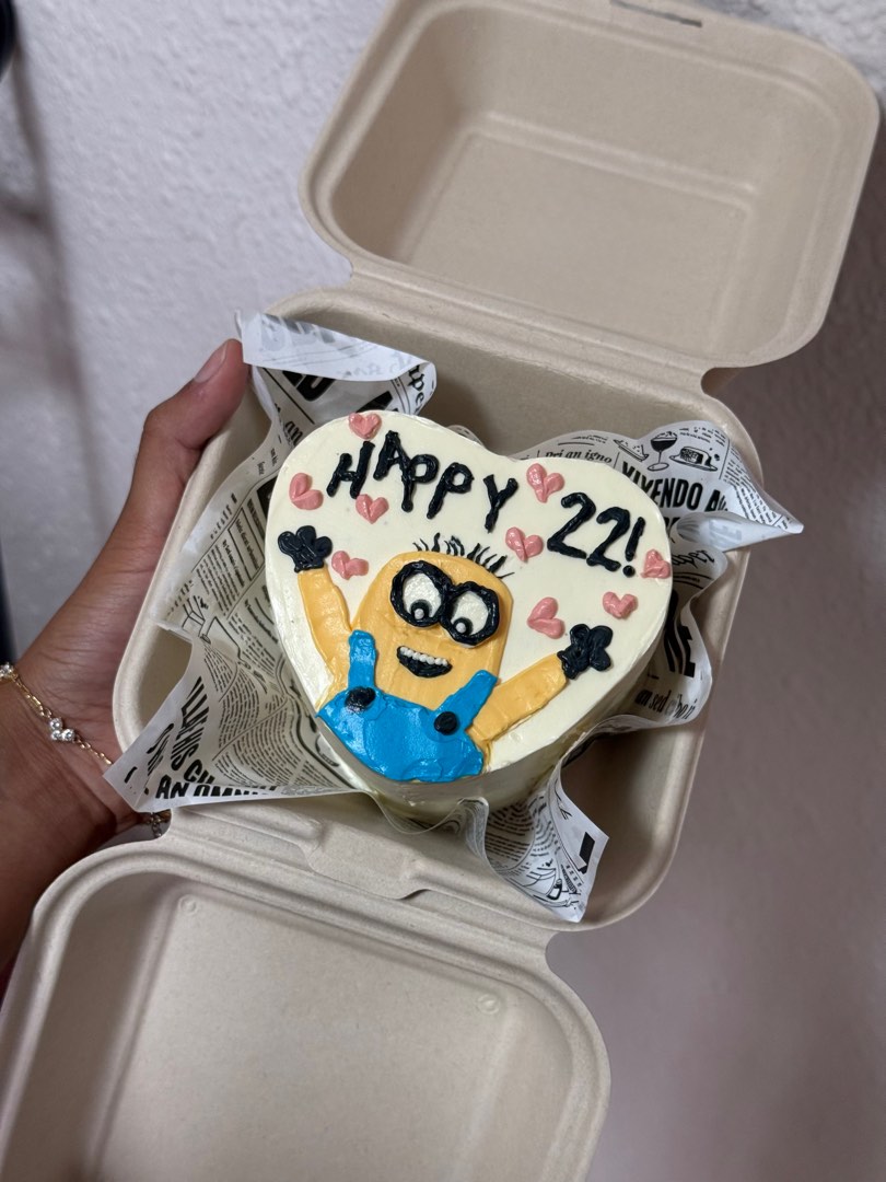 Minion Bento Cake, Food & Drinks, Homemade Bakes on Carousell