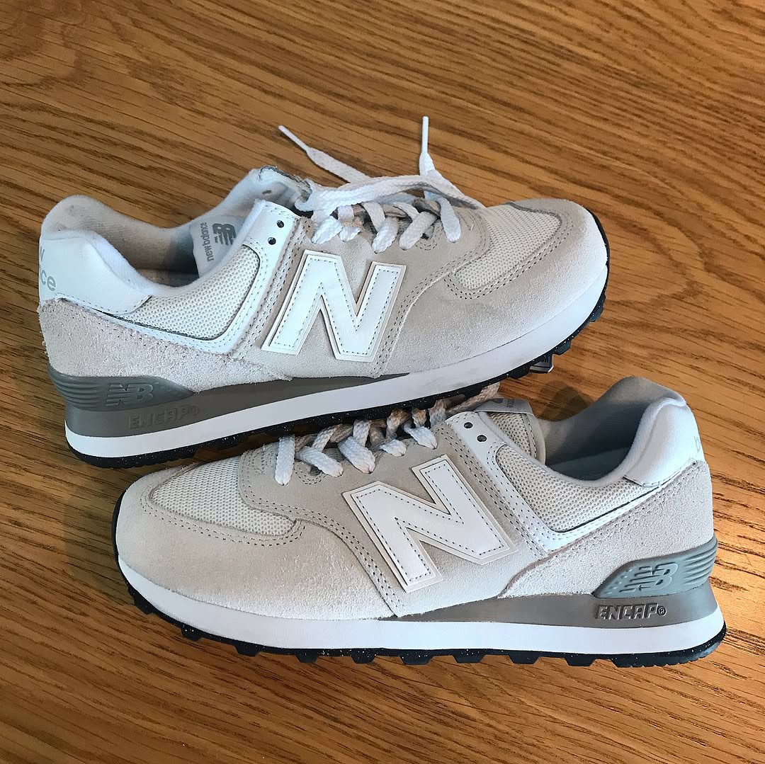 New Balance 574 New Balance Core Classic iconic 574 Core Beige nimbus ...
