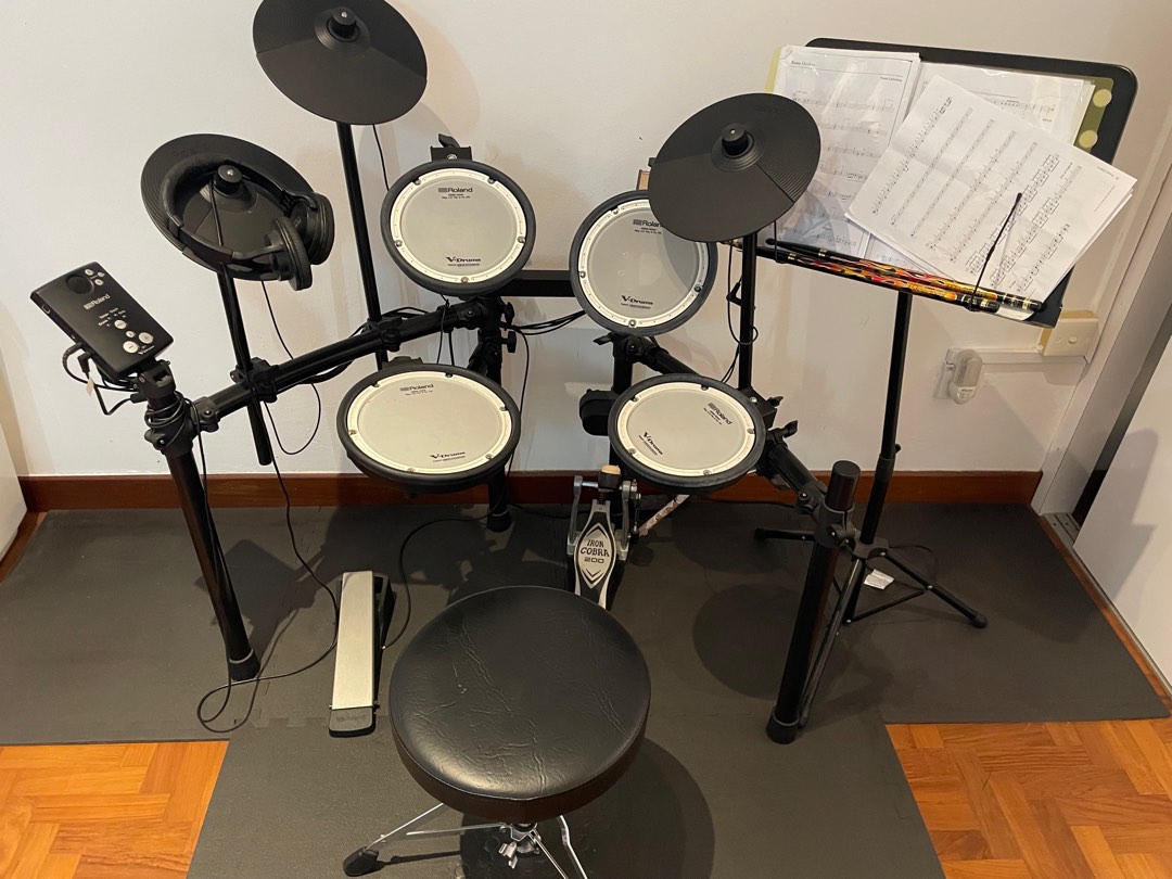 Roland TD-1 V-Drums electric drum set, Hobbies & Toys, Musical ...