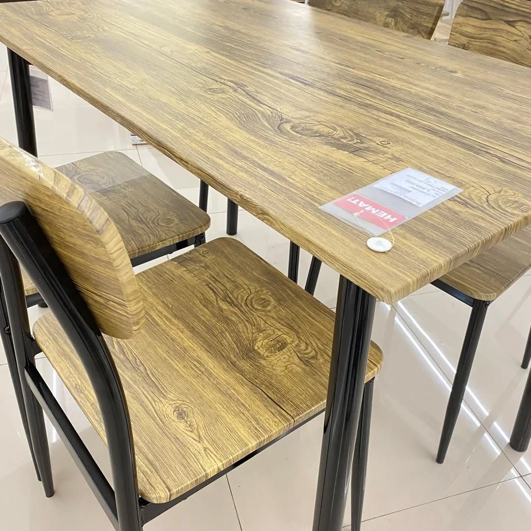 SET MEJA MAKAN HANS, Perabotan Rumah di Carousell