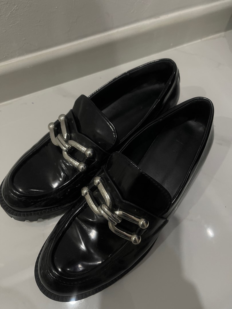 ZARA - boots uk 40, Fesyen Wanita, Sepatu di Carousell