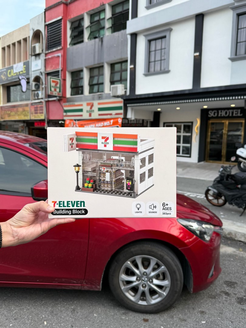 7 Eleven Mini Mart Building Blocks, Hobbies & Toys, Toys & Games on ...