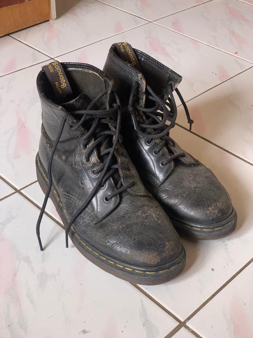 8 eyelet boot., Men's Fashion, Footwear, Boots on Carousell