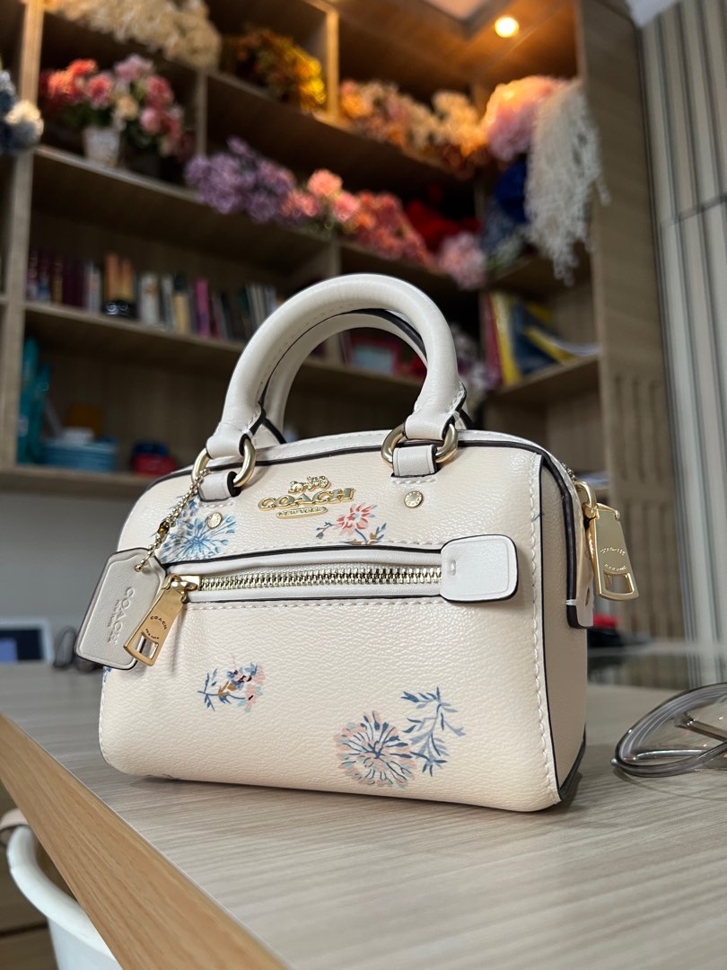 Coach Micro rowan, Barang Mewah, Tas & Dompet di Carousell