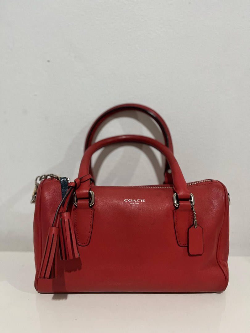 coach red recolor, Barang Mewah, Tas & Dompet di Carousell