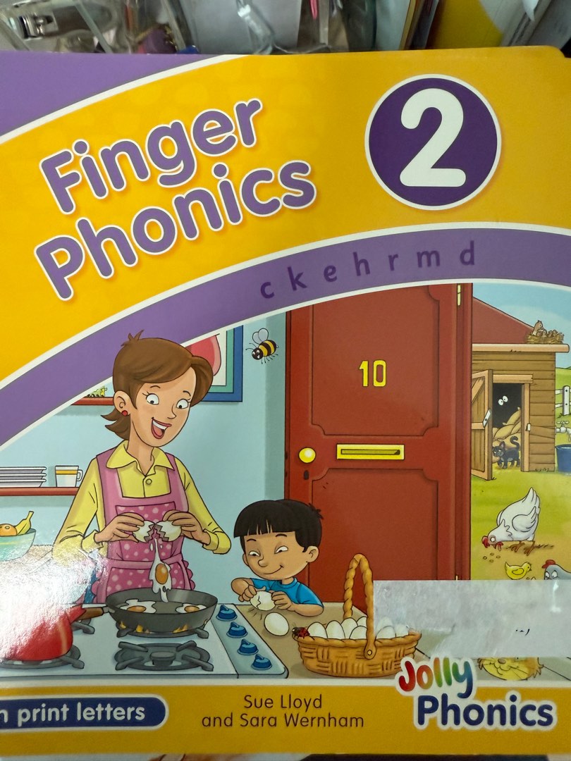 Finger Phonics 1-7, 興趣及遊戲, 書本 & 文具, 兒童書籍 - Carousell