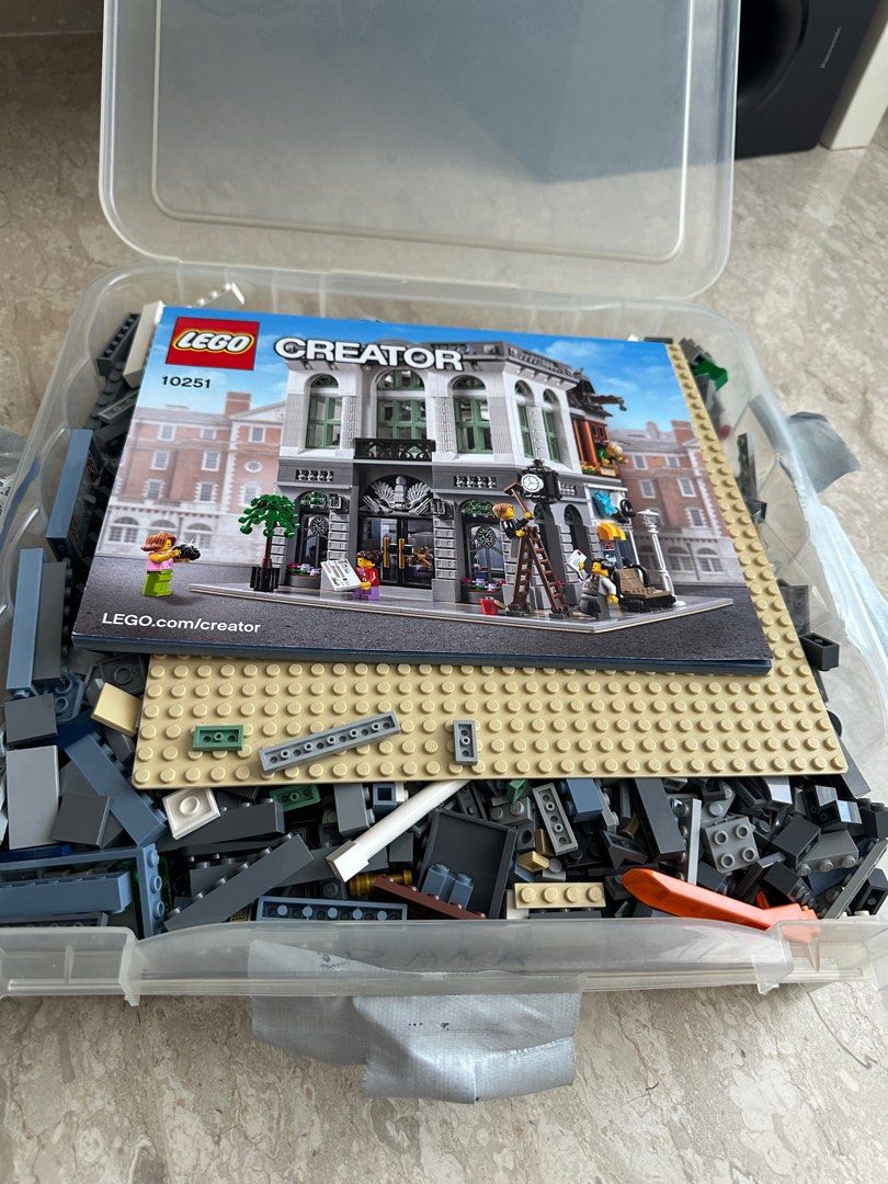 Lego 10251 Creator Brick Bank, Hobbies & Toys, Toys & Games on Carousell