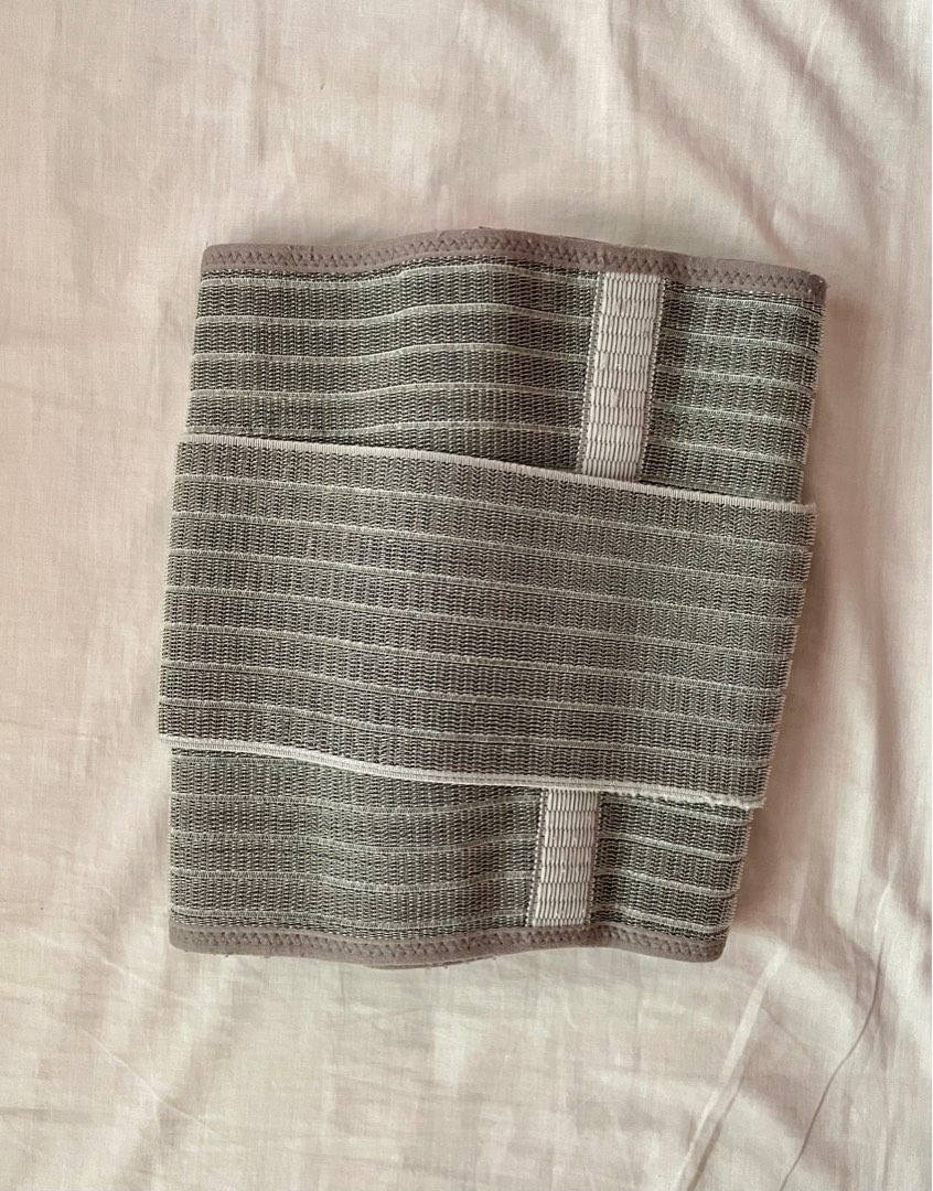 MAMAWAY BINDER (MEDIUM), Women's Fashion, Maternity wear on Carousell