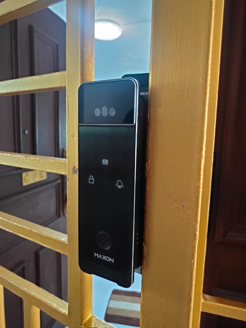 Maxon G8 digital gate lock, Furniture & Home Living, Security & Locks ...