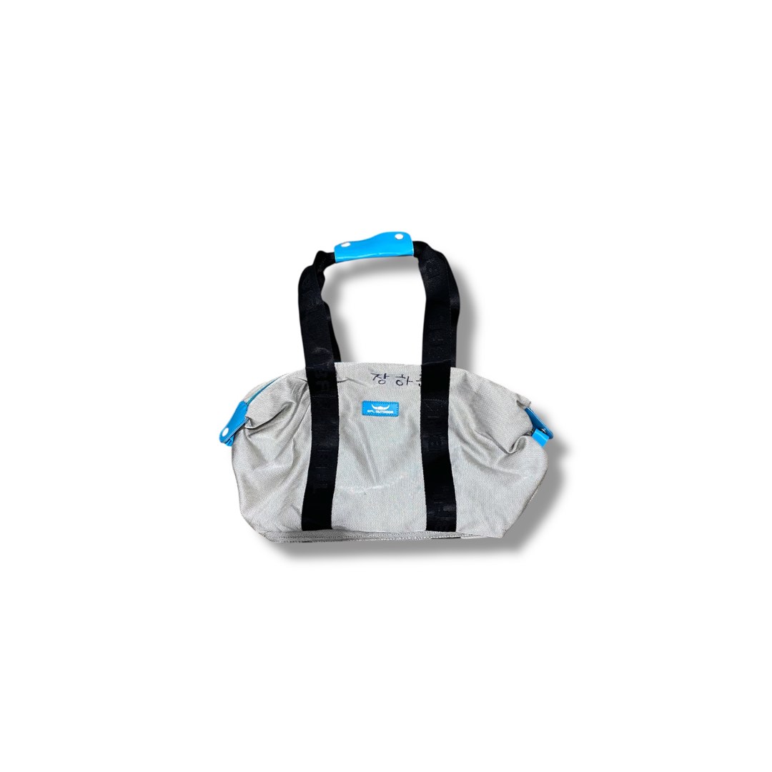 Tas tenteng BFL outdoor second, Fesyen Wanita, Tas & Dompet di Carousell